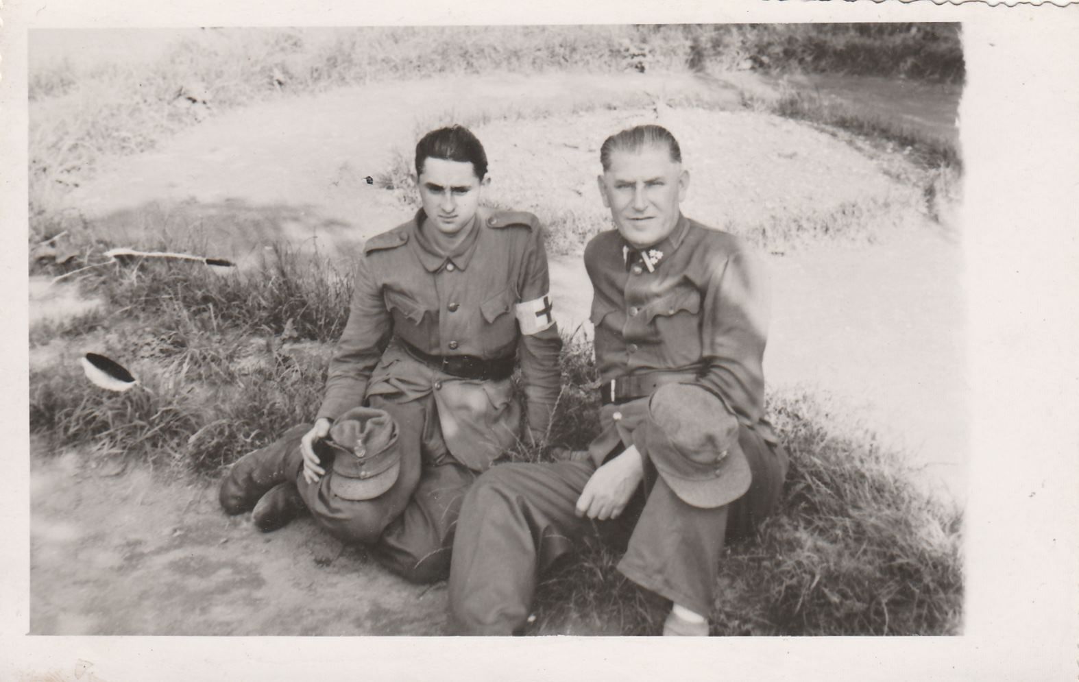 aukcije.hr - NDH - NAREDNIK I BOLNIČAR - fotografija