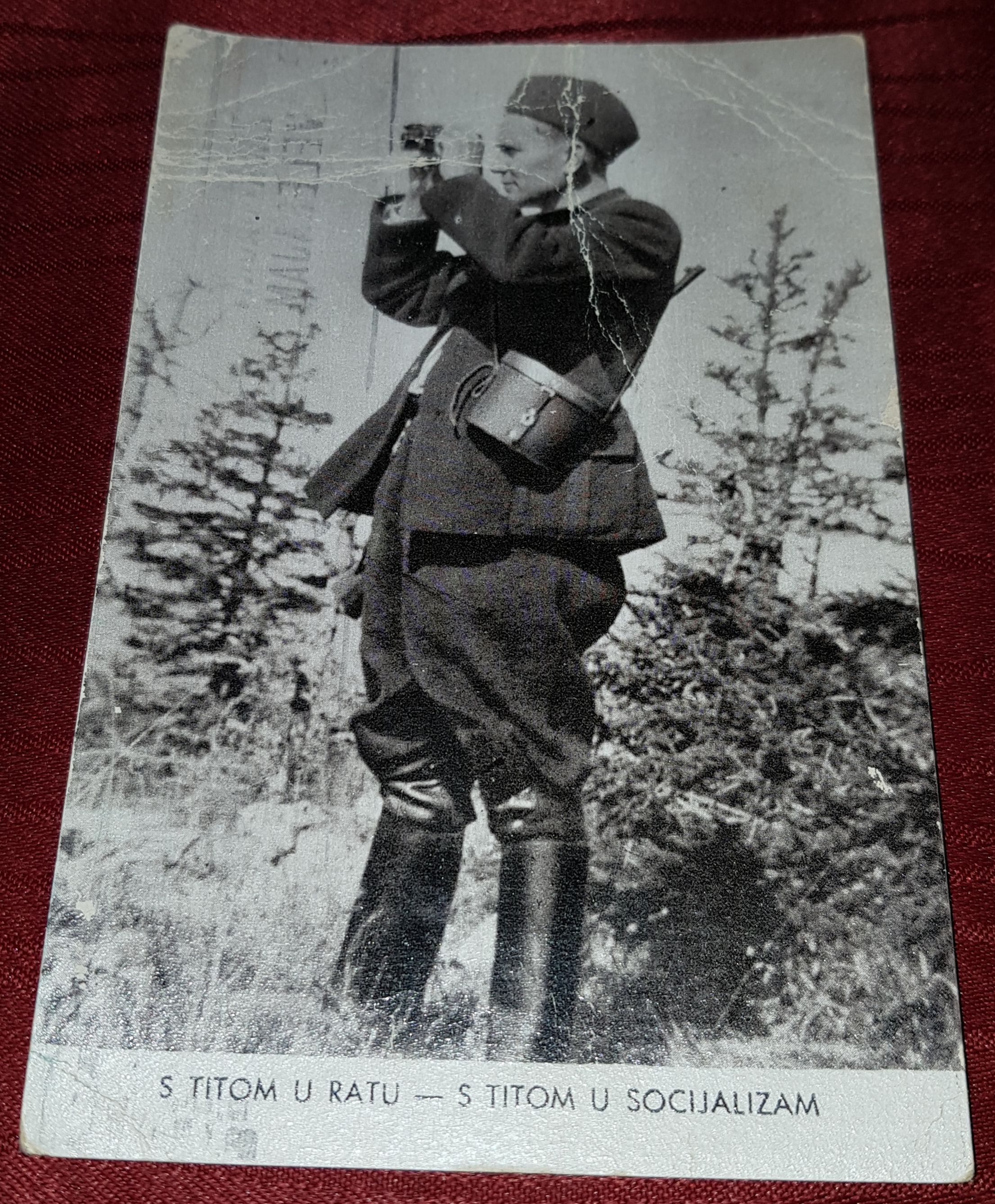 aukcije.hr - TITO U UNIFORMI- S TITOM U RATU, S TITOM U SOCIJALIZAM ...