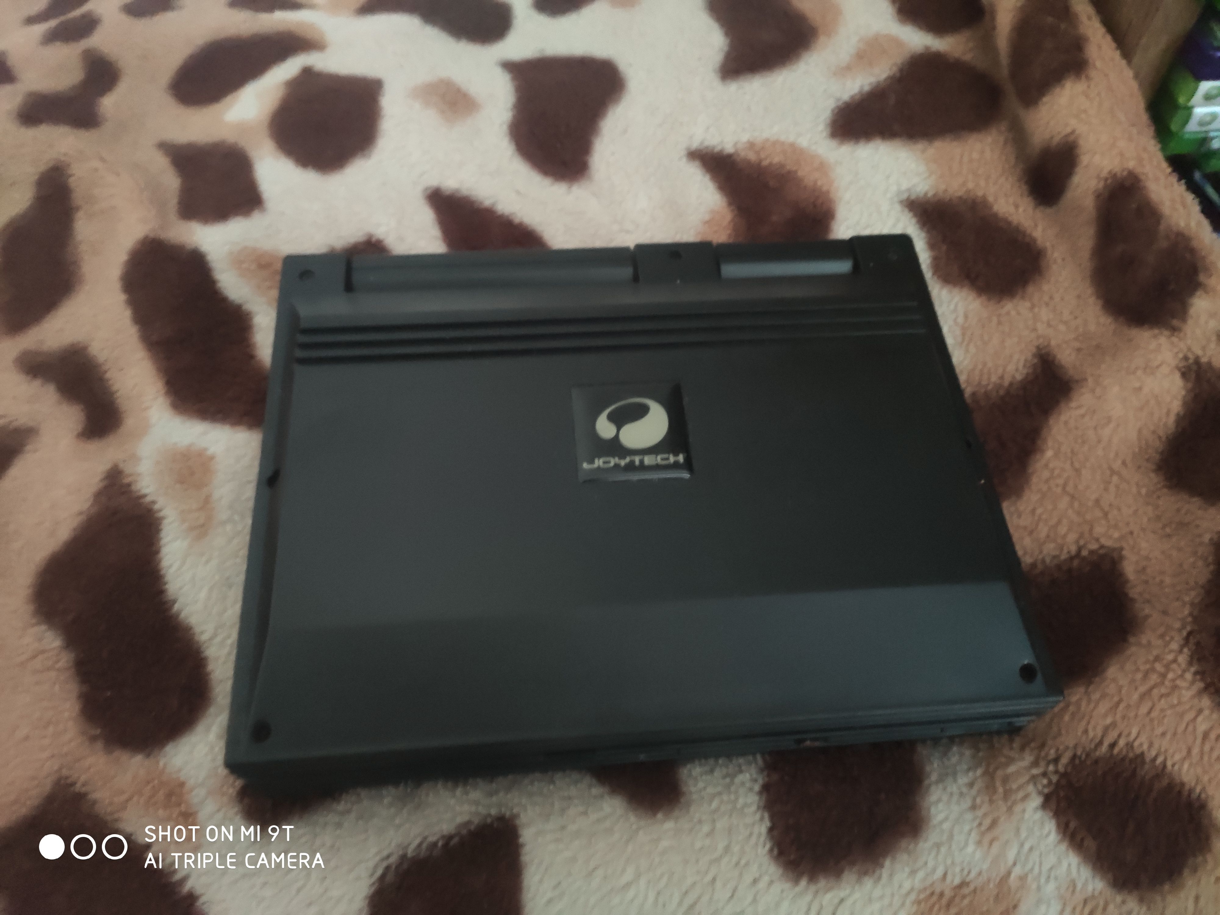 aukcije.hr - Ps2+Yoytech lcd zaslon