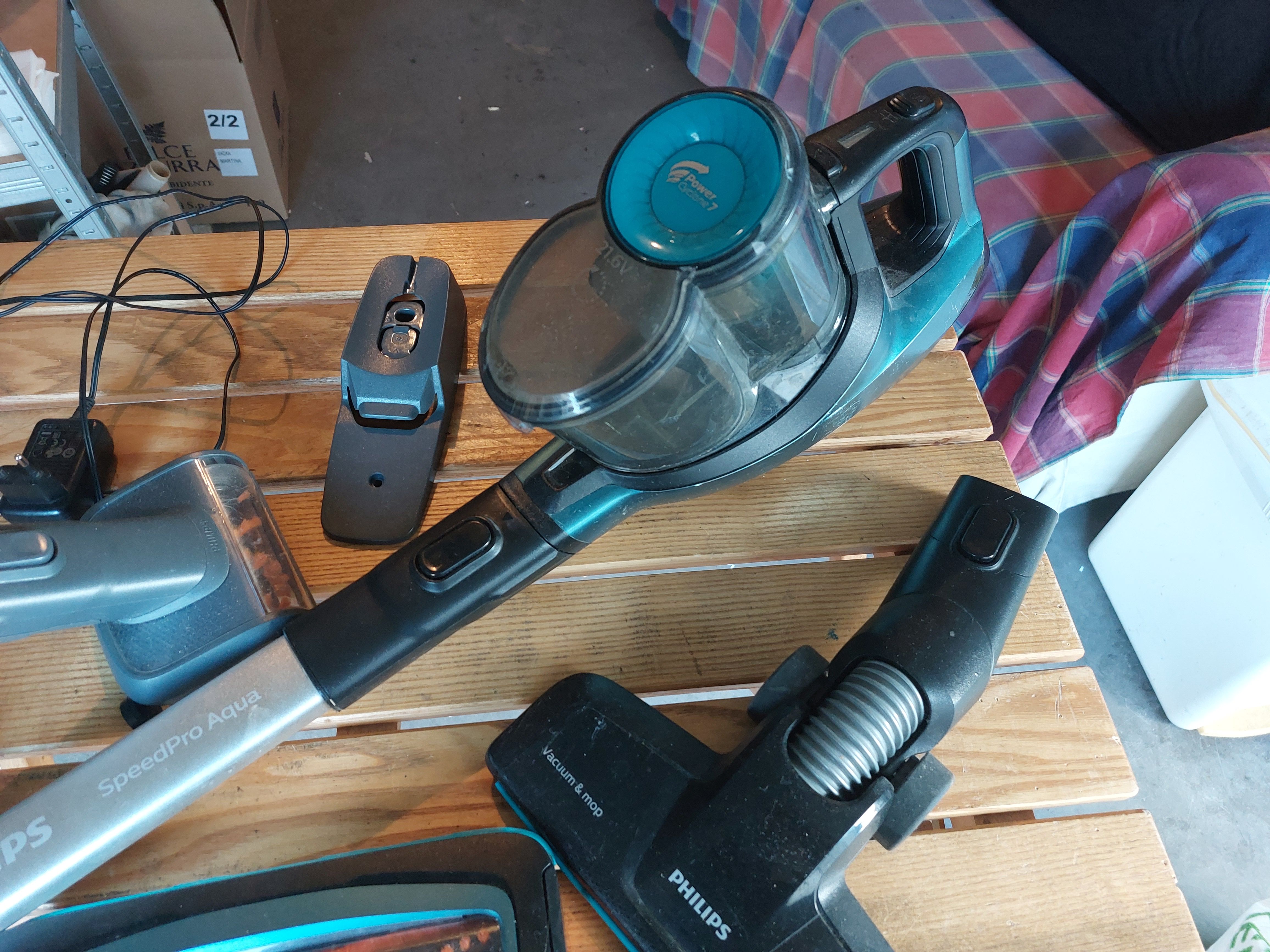 aukcije.hr - PHILIPS CYCLONE 7