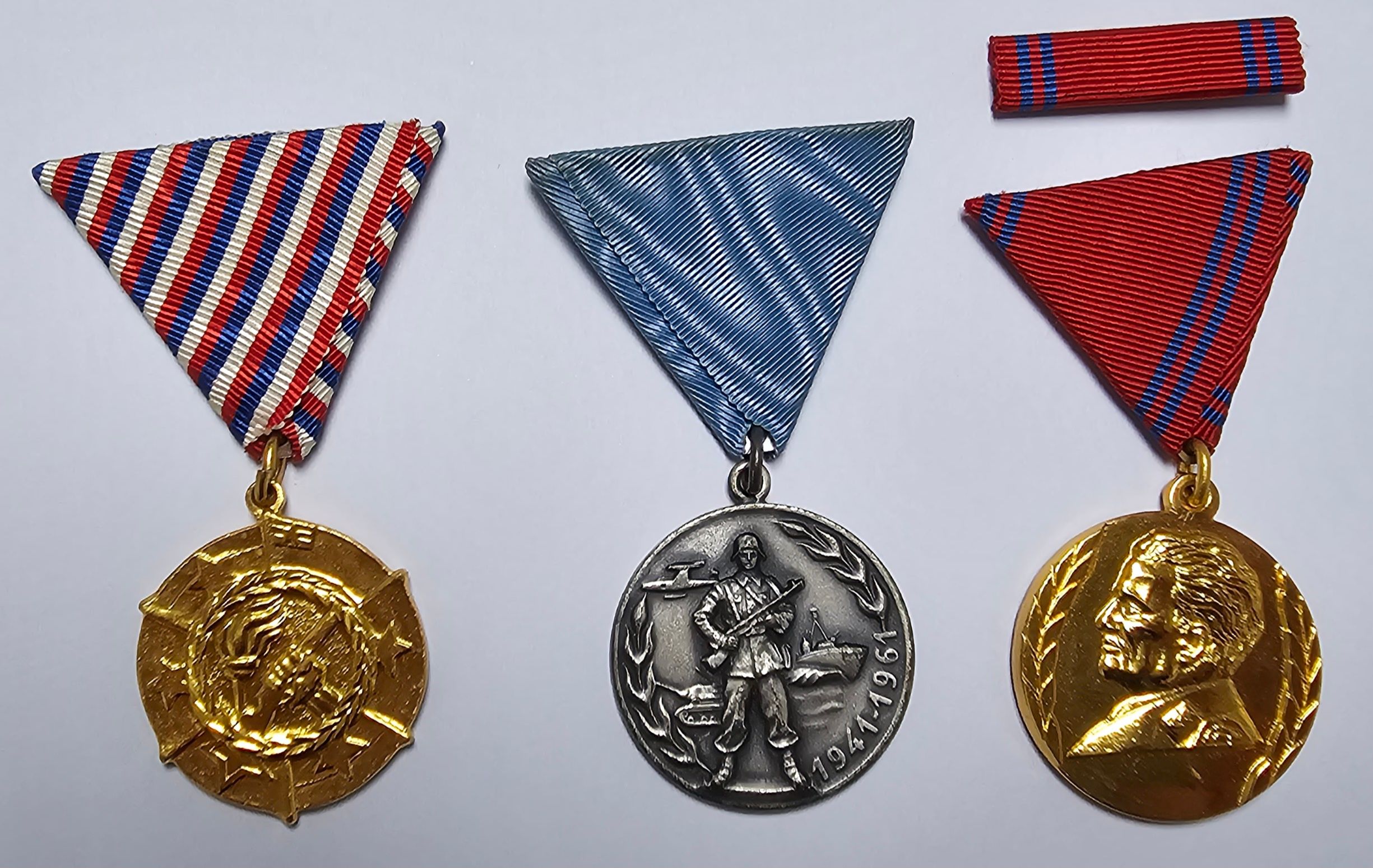 aukcije.hr - Kolekcionarstvo - Militarija - Ordeni i medalje