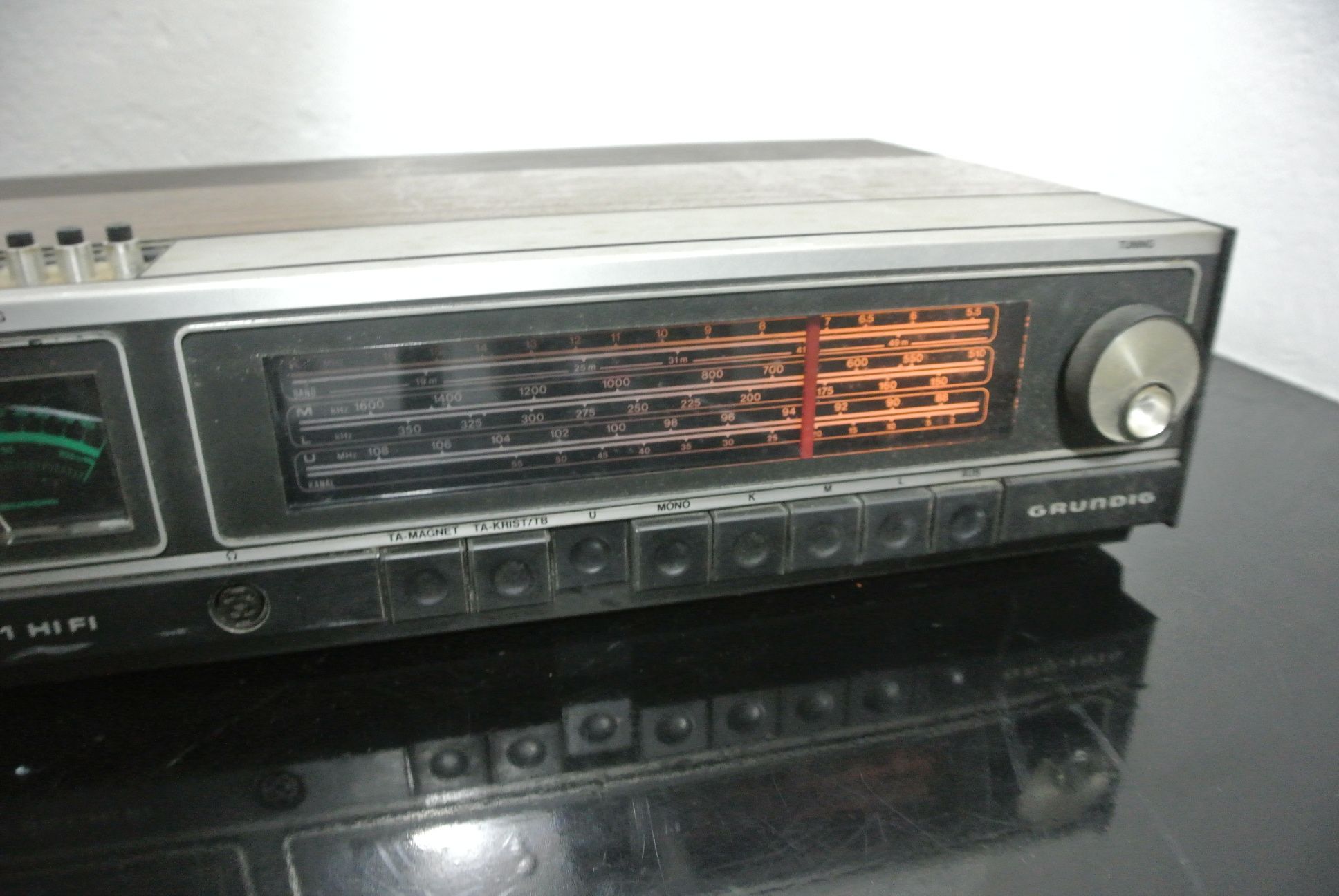 aukcije.hr - Vintage radio iz 1970.godine Grundig RTV 901 Hi-Fi,masivan ...