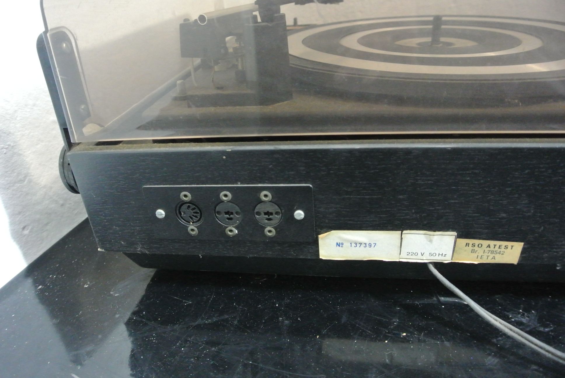 aukcije.hr - Gramofon Riz Tosca,pali se,ali nece vrtiti plocu,gumbici ...