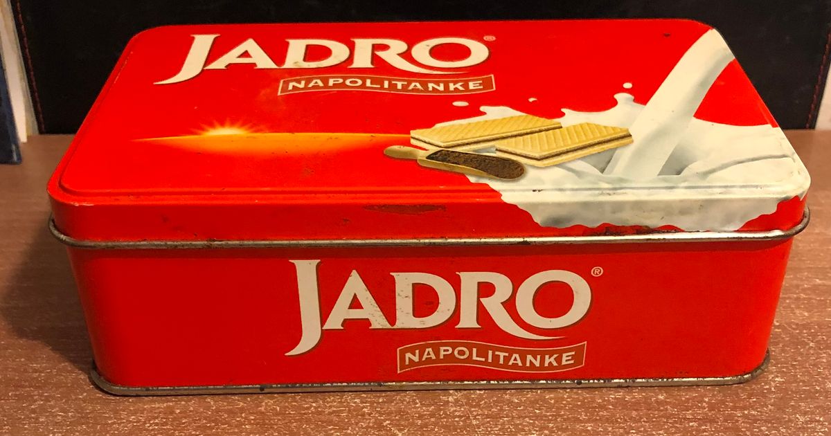 aukcije.hr - STARA LIMENA KUTIJA - JADRO KEKS