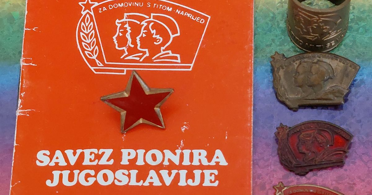 aukcije.hr - Lot Pioniri ,Jugoslavija